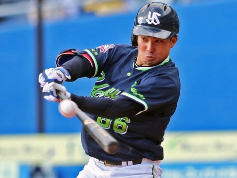 2点タイムリー二塁打で勝ち越し | フォトギャラリー | 東京ヤクルトスワローズ